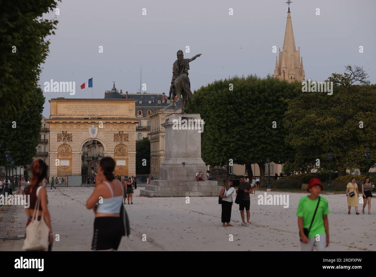 (230721) -- PEKING, 21. Juli 2023 (Xinhua) -- Dieses Foto wurde am 17 ...