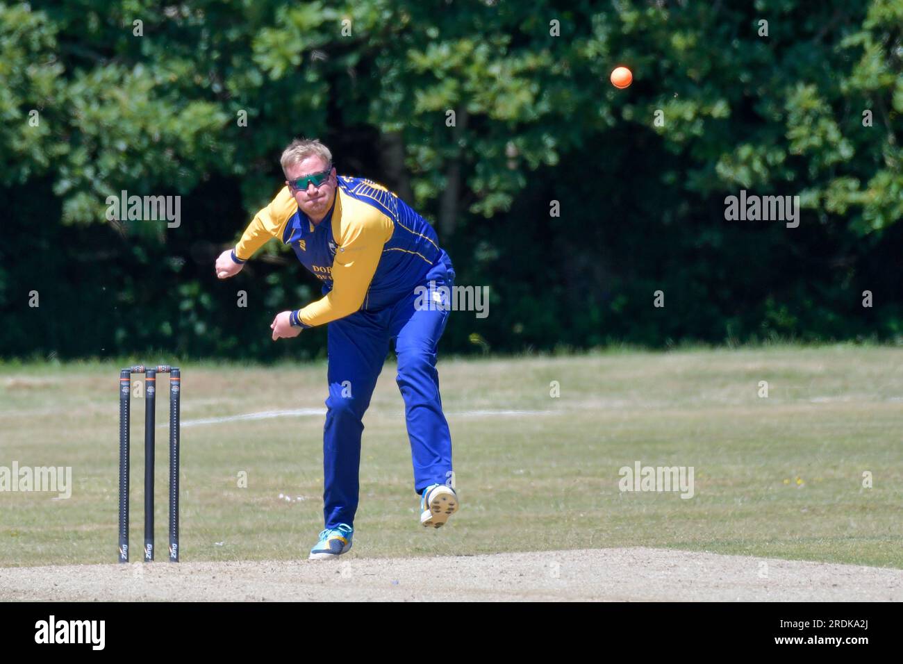 Clydach cricket club -Fotos und -Bildmaterial in hoher Auflösung – Alamy