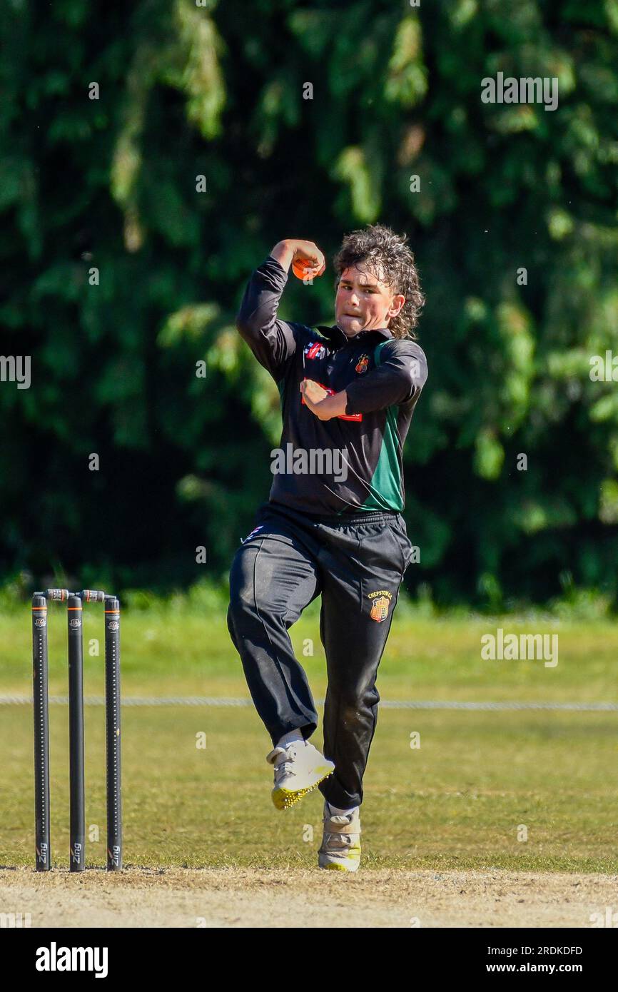 Clydach cricket club -Fotos und -Bildmaterial in hoher Auflösung – Alamy