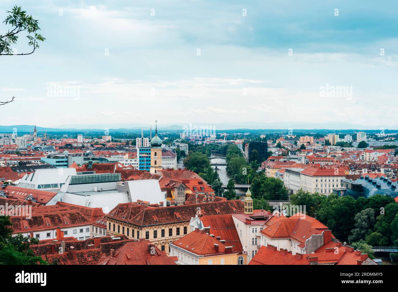 Graz skyline -Fotos und -Bildmaterial in hoher Auflösung – Alamy