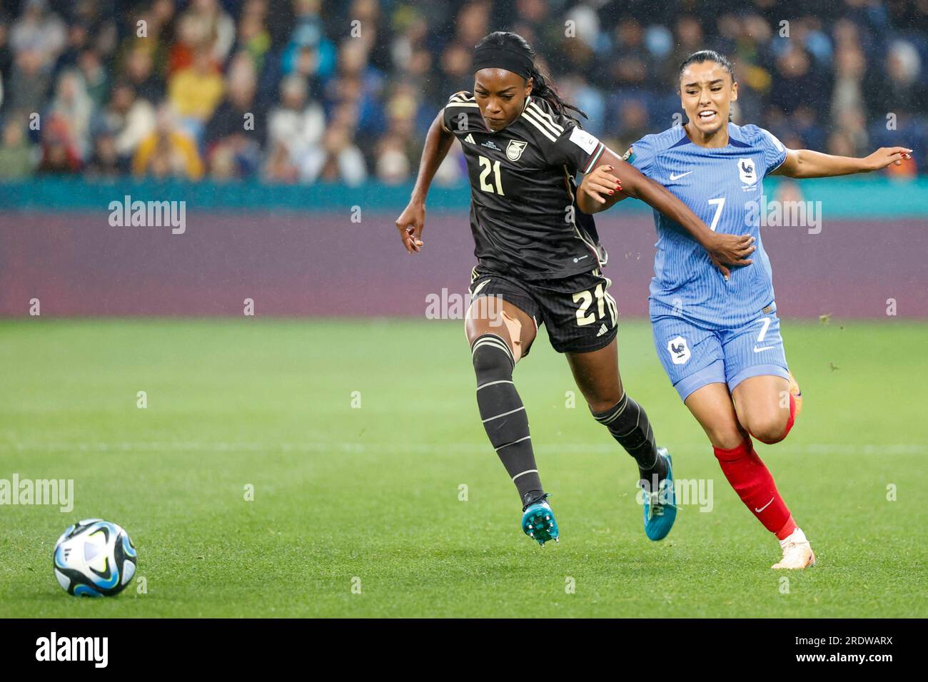 Sydney, Australien, Juli 23. 2023: Sakina Karchaoui (7 Frankreich) und ...