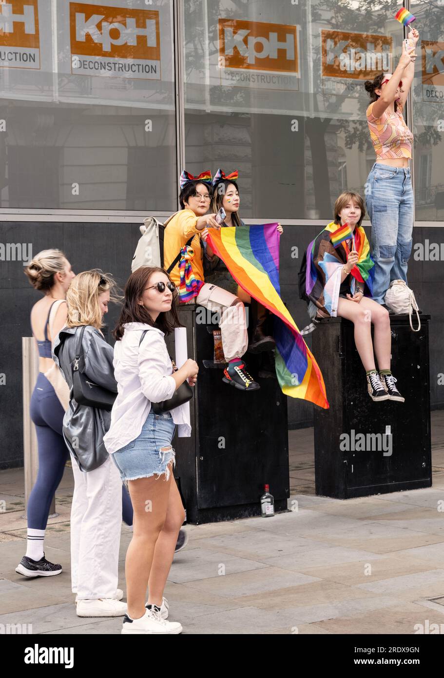Stolzmarsch und demonstration im pall mall -Fotos und -Bildmaterial in hoher Auflösung – Alamy