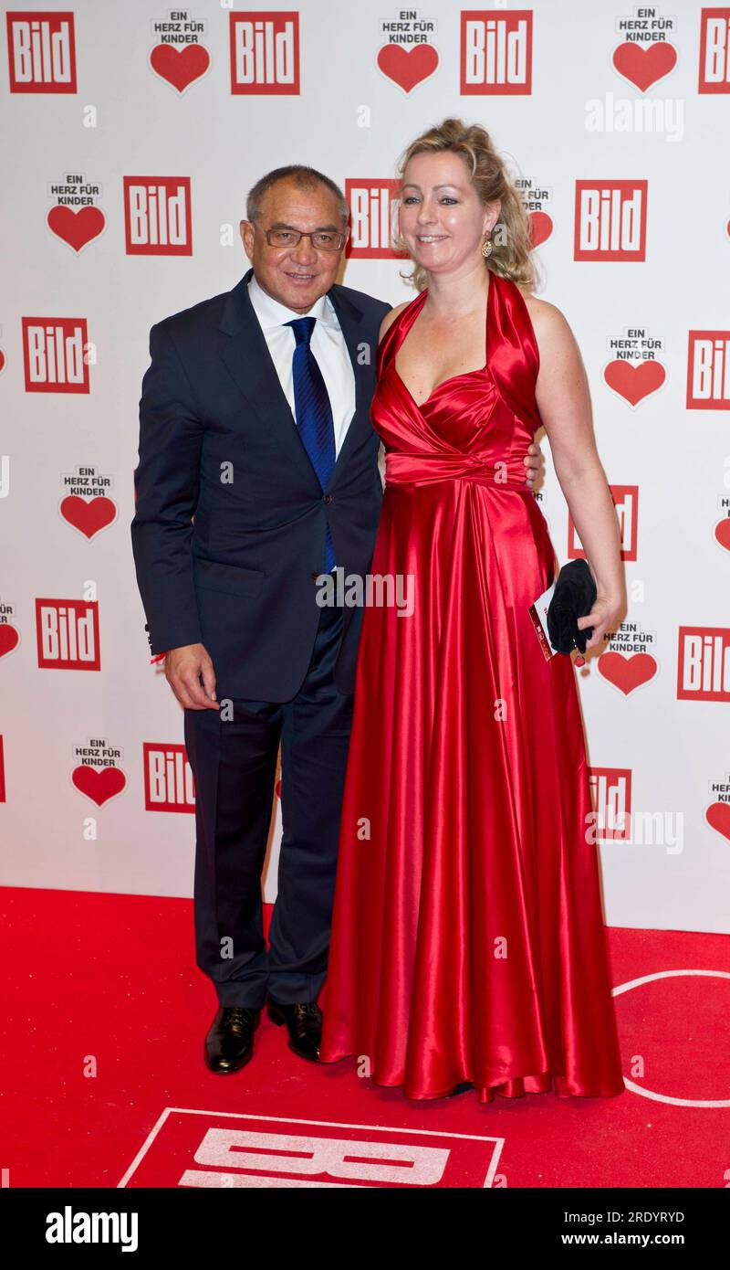 ARCHIVFOTO: Felix MAGATH wird am 28. Juli 2023 70, Fußballtrainer Felix ...