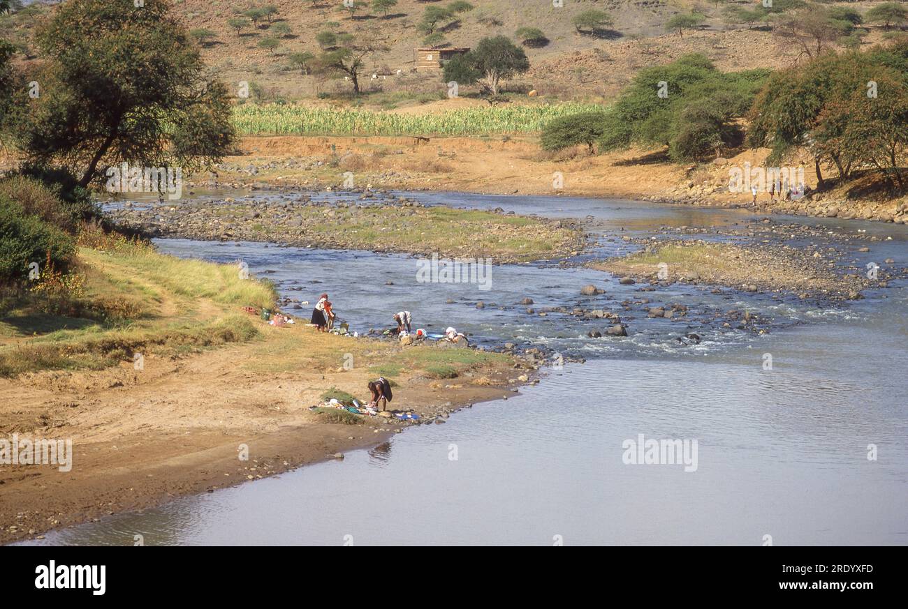 Zulu frauen -Fotos und -Bildmaterial in hoher Auflösung – Alamy