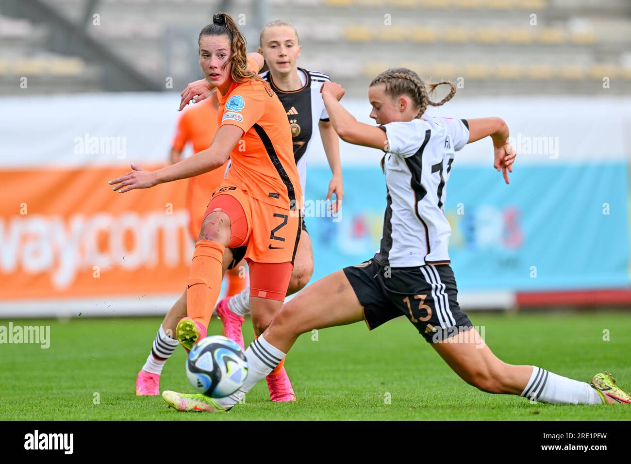 Tubize, Belgien. 24. Juli 2023. Louise van Oosten (2) aus den ...