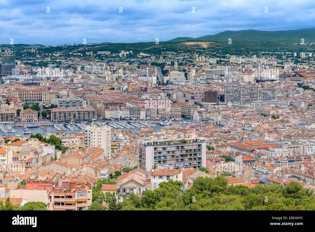 Luftbild marseille -Fotos und -Bildmaterial in hoher Auflösung – Alamy