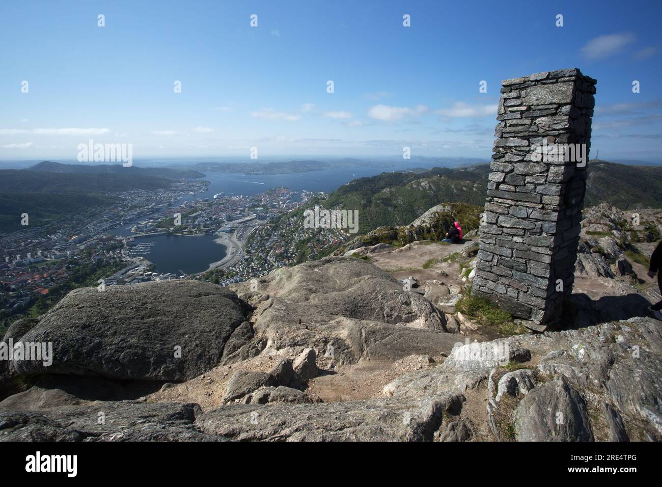 Fløyen bergen -Fotos und -Bildmaterial in hoher Auflösung – Alamy