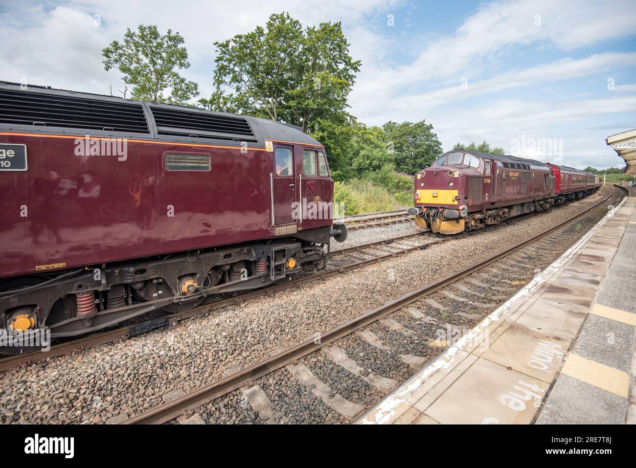 37706 lokomotive dieselelektrisch -Fotos und -Bildmaterial in hoher ...