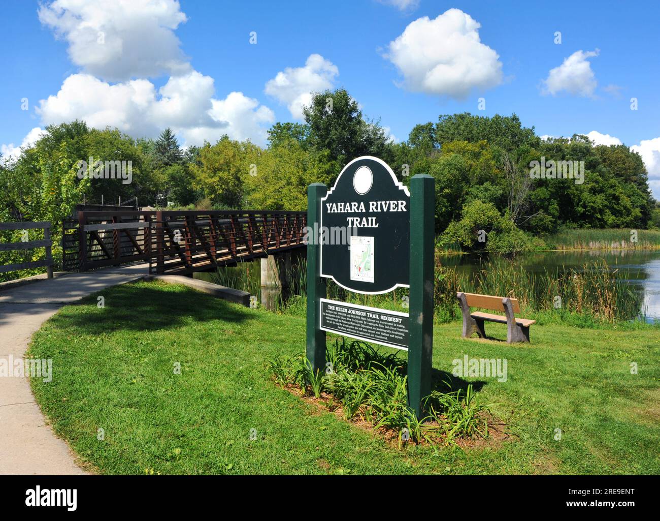 Yahara river trail -Fotos und -Bildmaterial in hoher Auflösung – Alamy