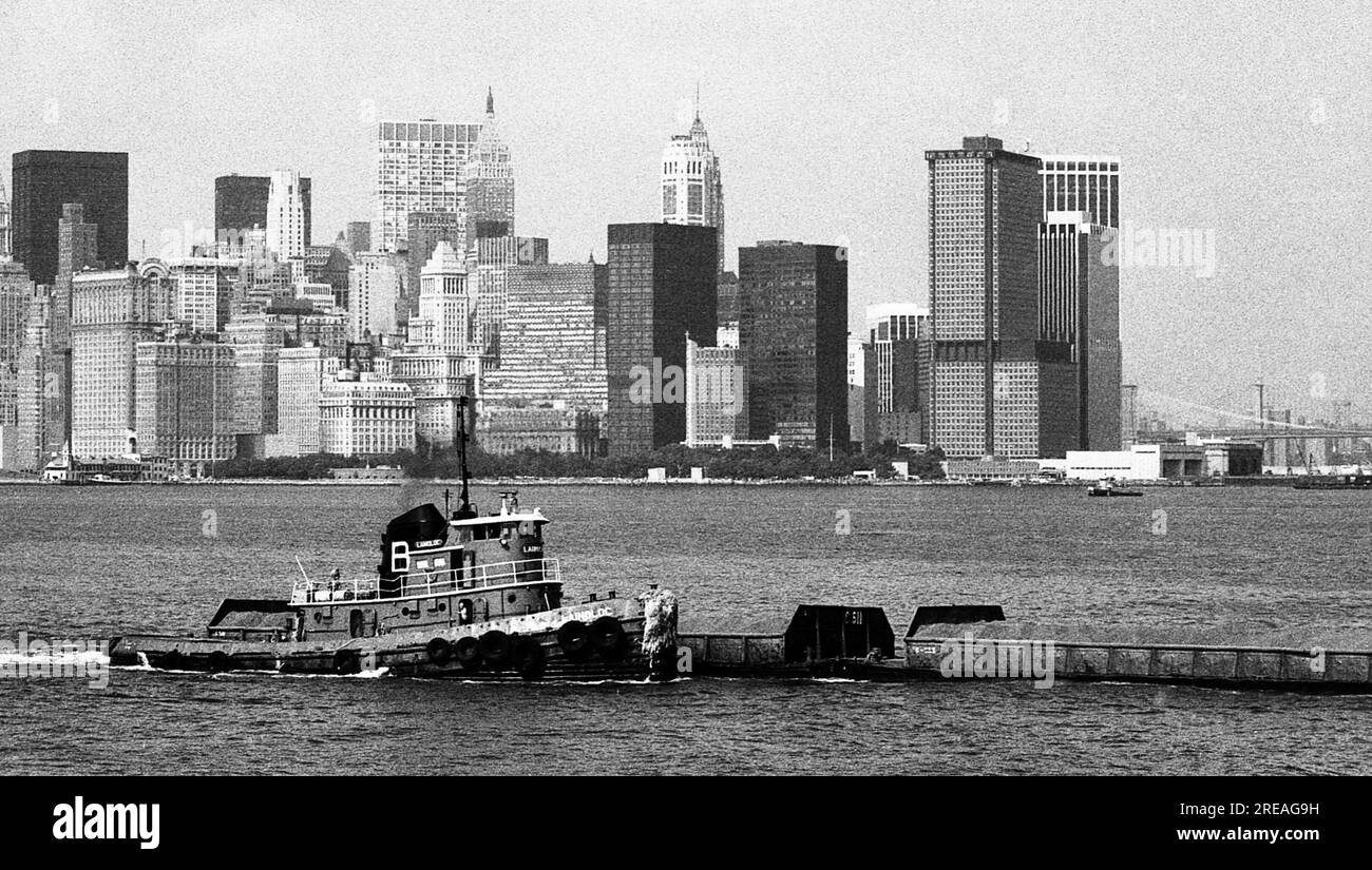 Blick auf die fähre von staten island Schwarzweiß-Stockfotos und ...