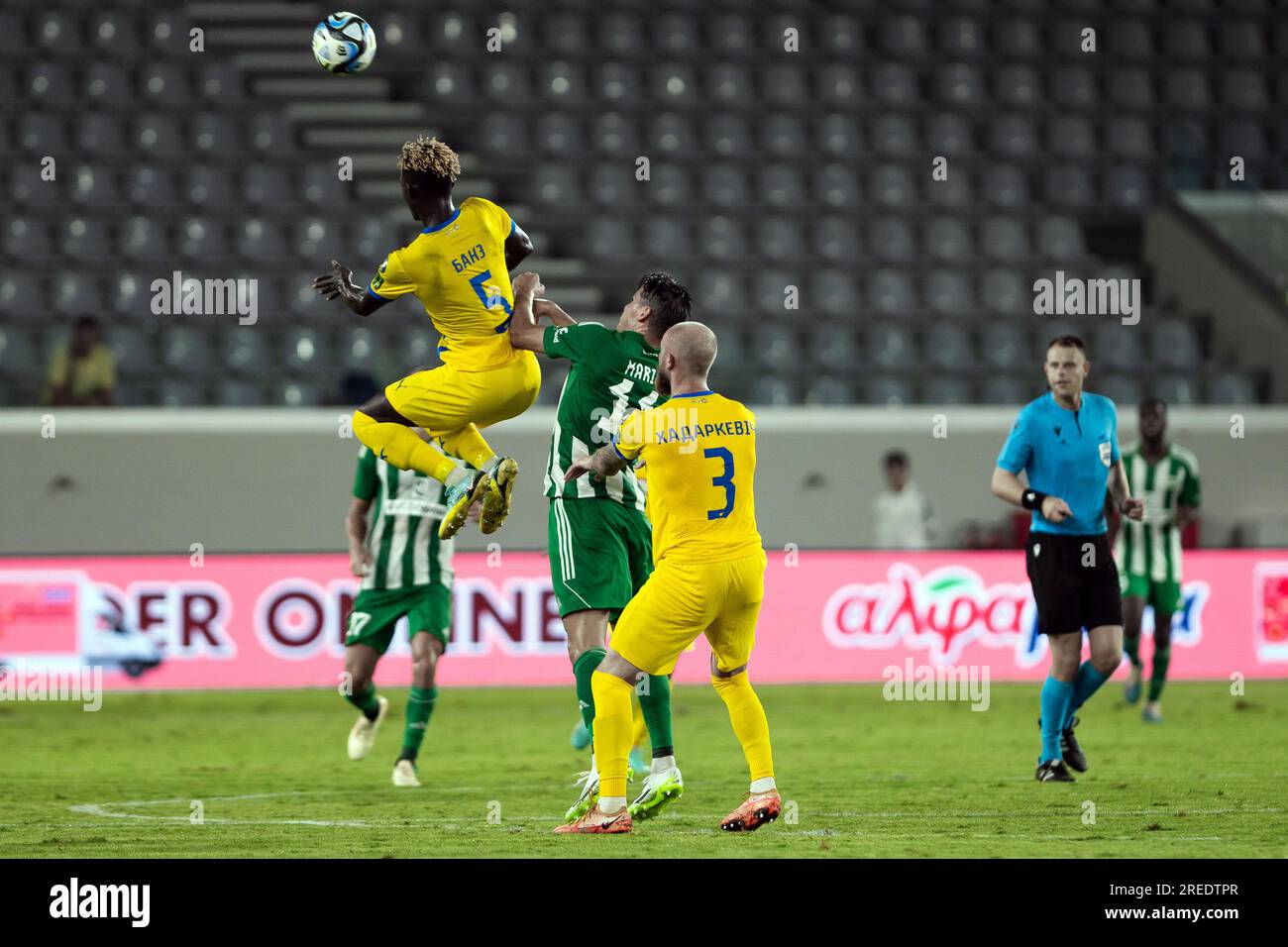 Alfa mega stadion -Fotos und -Bildmaterial in hoher Auflösung – Alamy