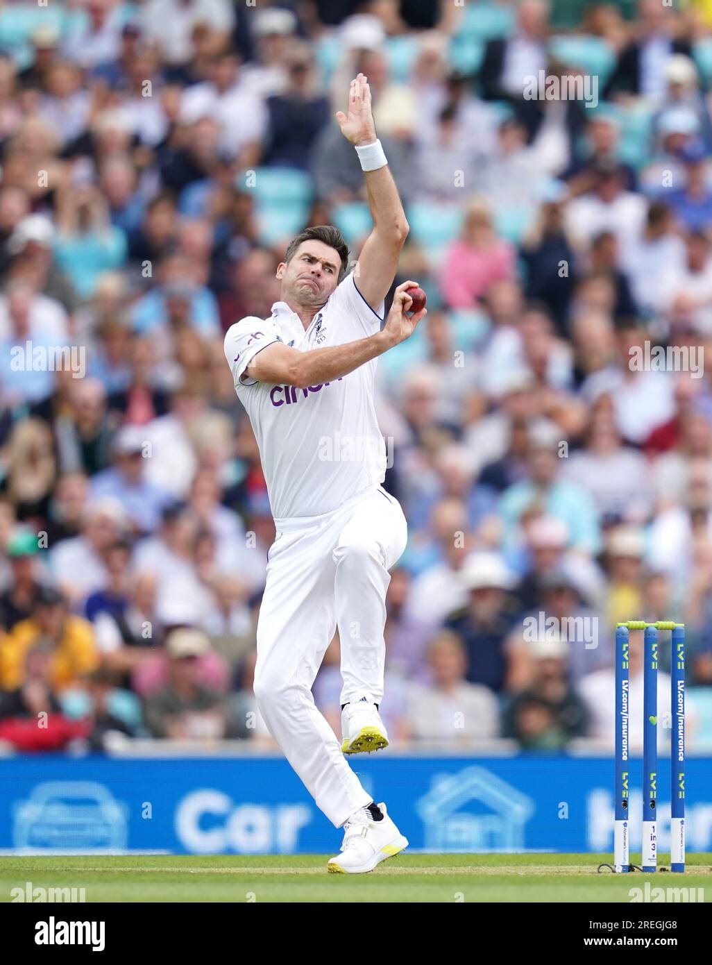 Englands james anderson bowling -Fotos und -Bildmaterial in hoher ...