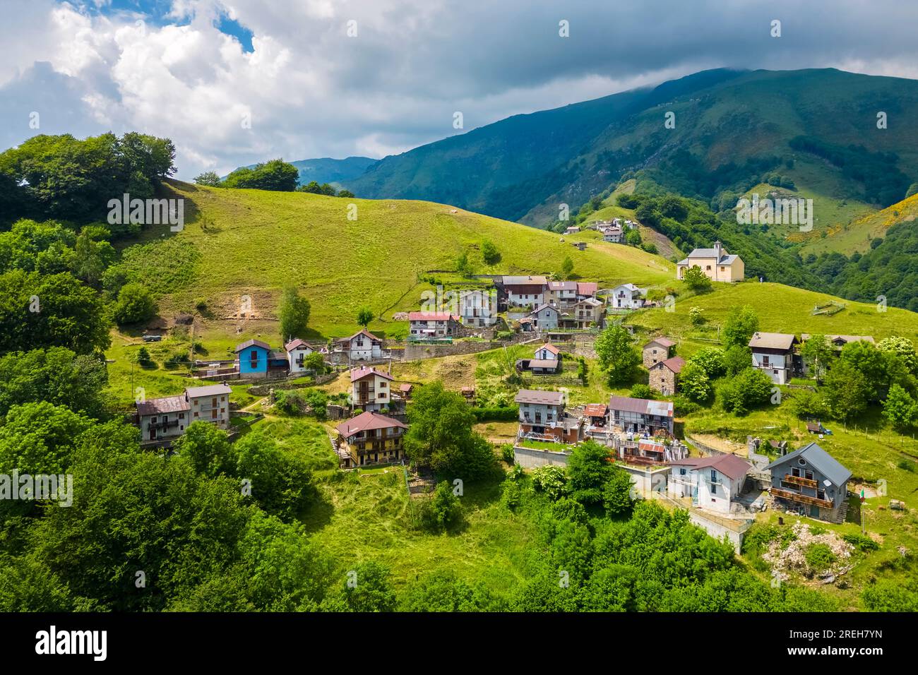 Piedmont province -Fotos und -Bildmaterial in hoher Auflösung – Alamy