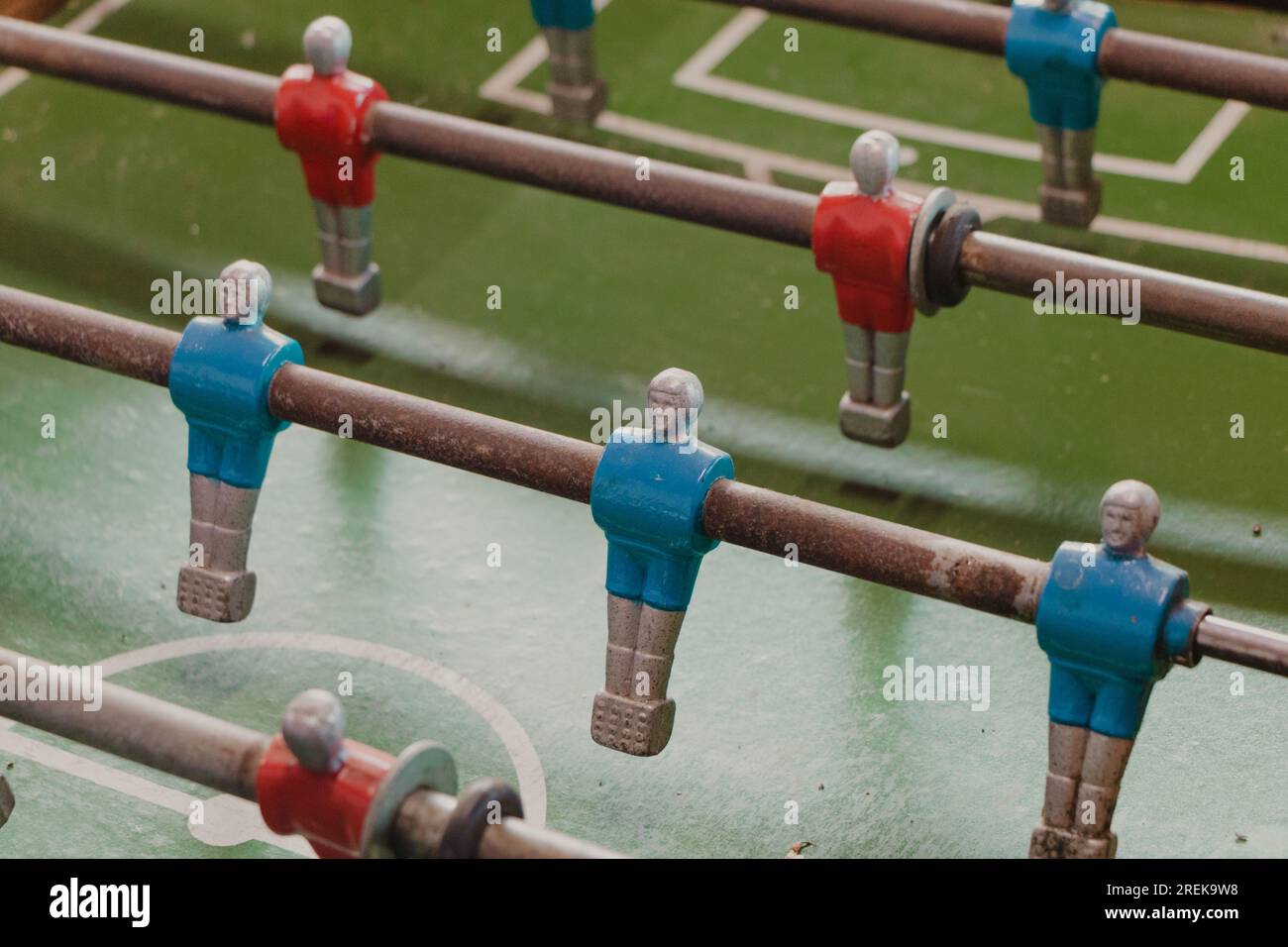 Kickertisch stange -Fotos und -Bildmaterial in hoher Auflösung – Alamy