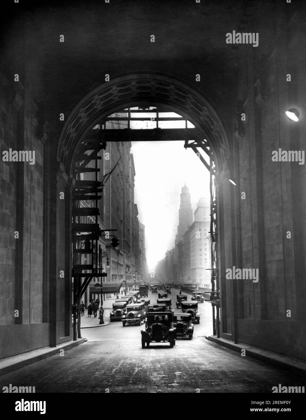 New York, New York: ca. 1929, aus dem Inneren des Arch am Grand Central ...