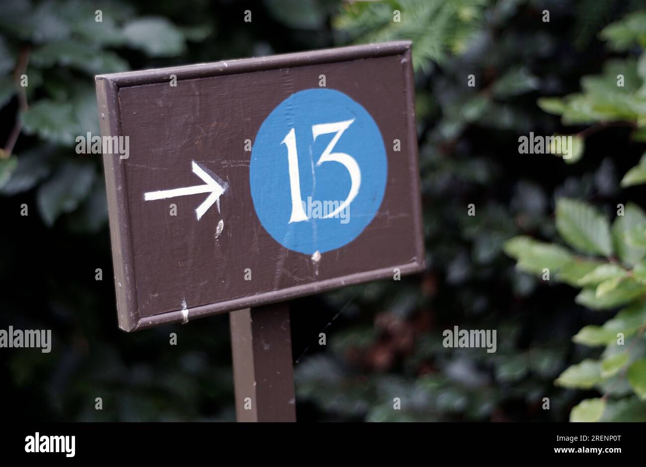 Nummer 13 zeichen -Fotos und -Bildmaterial in hoher Auflösung – Alamy
