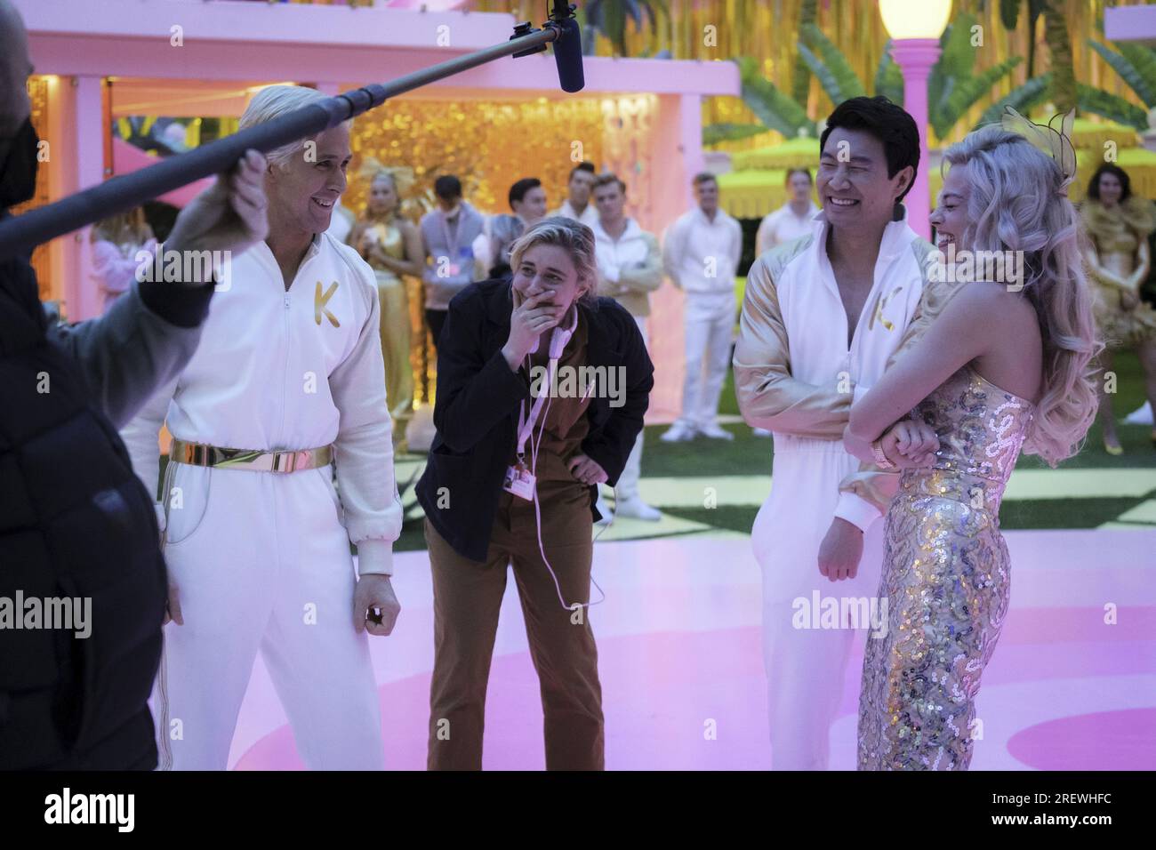 Greta gerwig margot robbie -Fotos und -Bildmaterial in hoher Auflösung ...