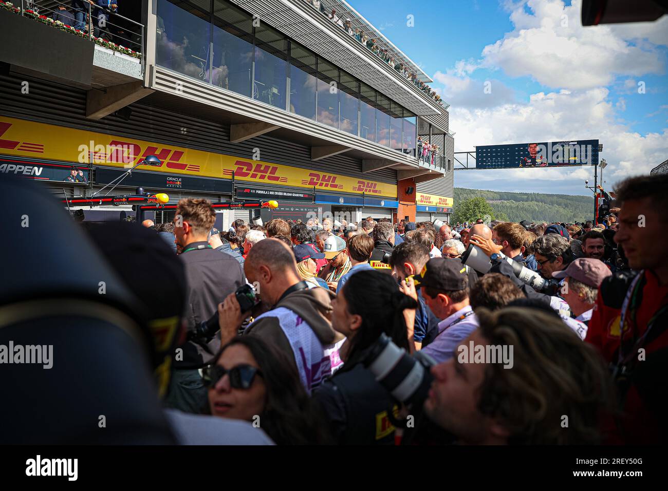 Pit Lane/Box auf dem Podium des belgischen GP, Spa-Francorchamps, 27-30 ...