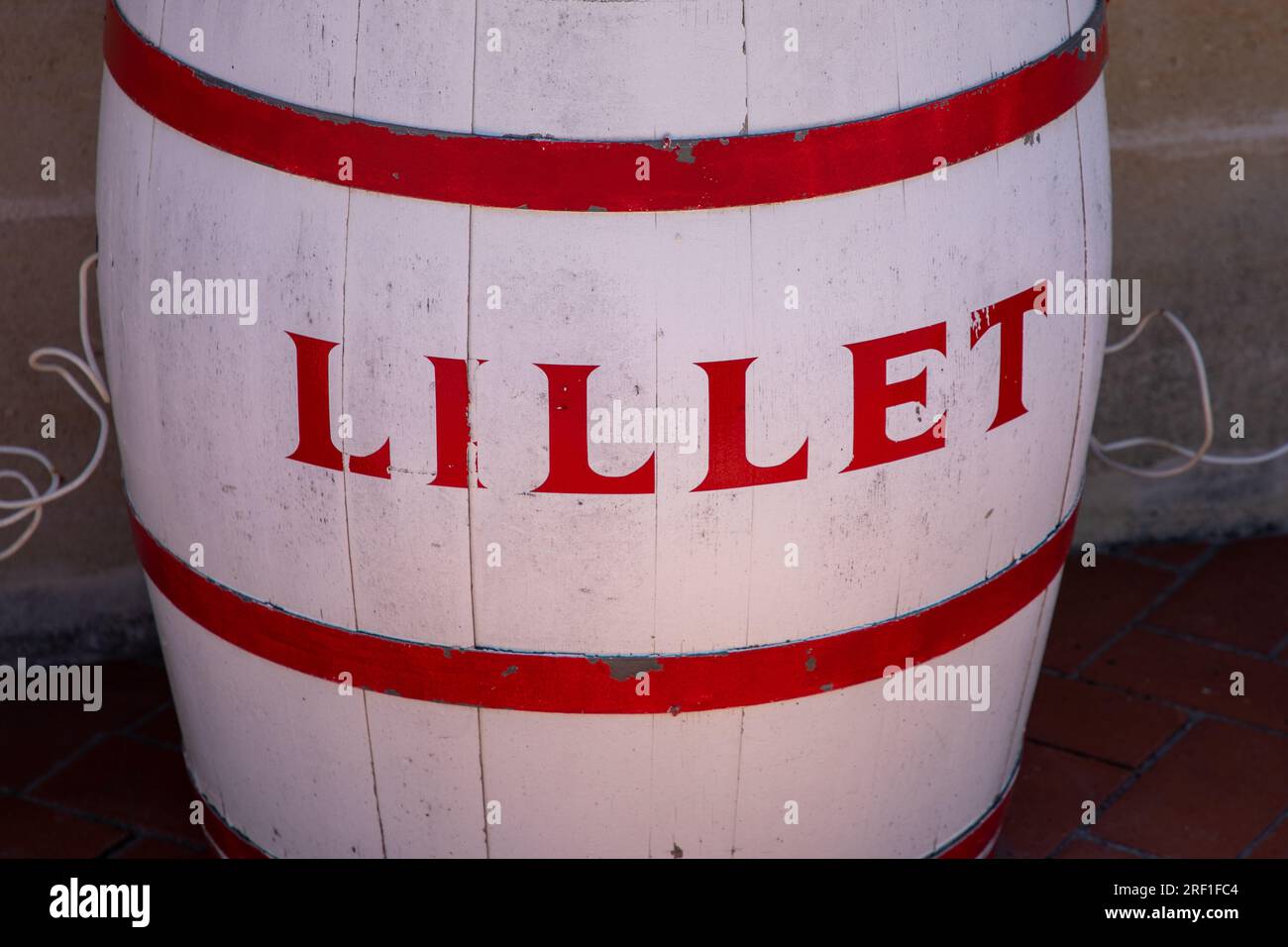 Lillet logo -Fotos und -Bildmaterial in hoher Auflösung – Alamy