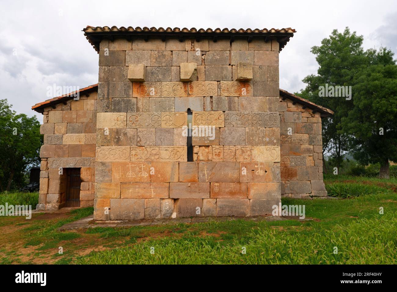 Visigotische Kirche Santa María de Lara oder Eremitage Santa Maria de ...