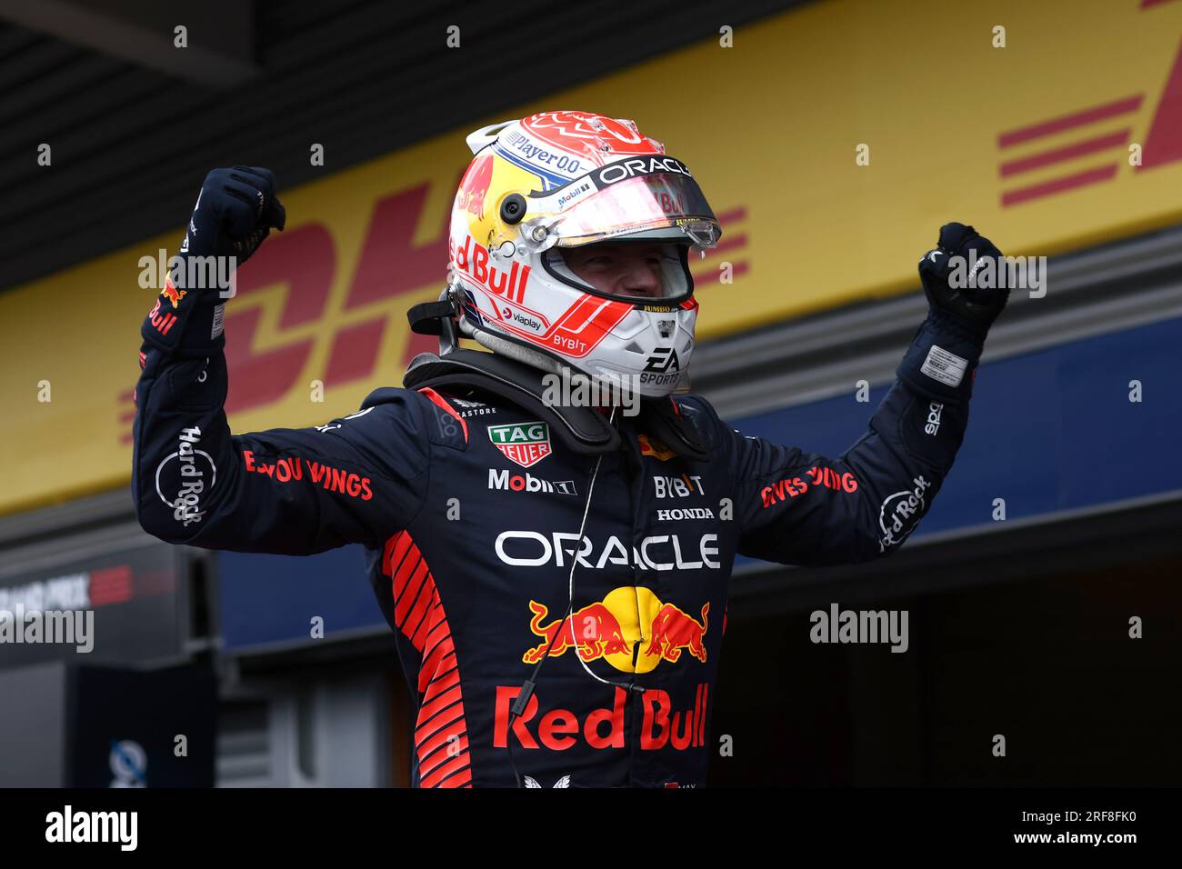 Max Verstappen von Red Bull Racing feiert am Ende des F1 Grand Prix von ...