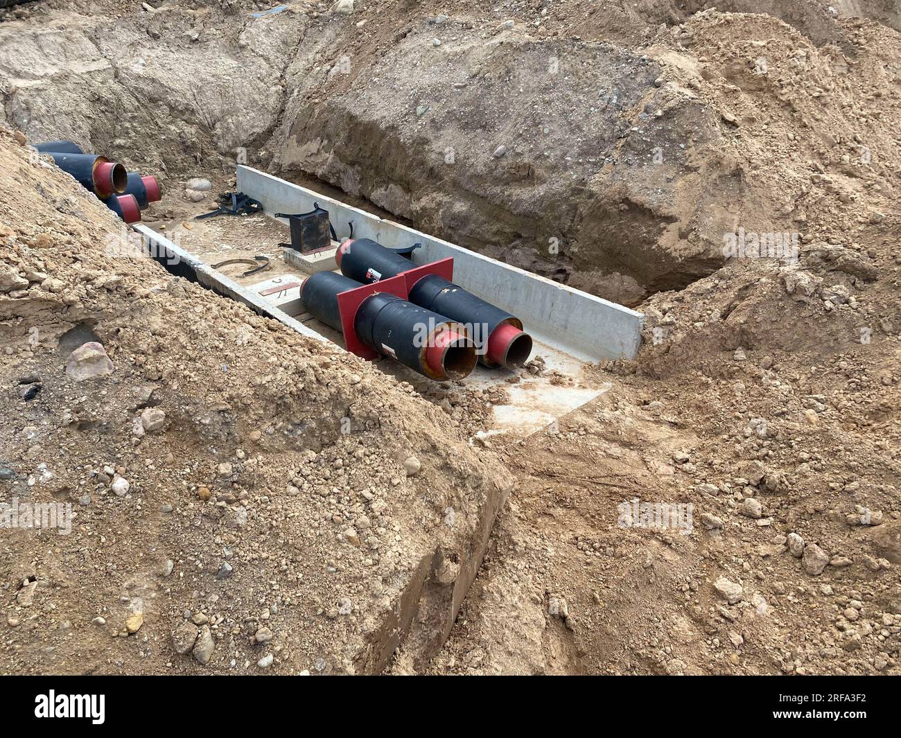 Isoliertes rohr -Fotos und -Bildmaterial in hoher Auflösung – Alamy