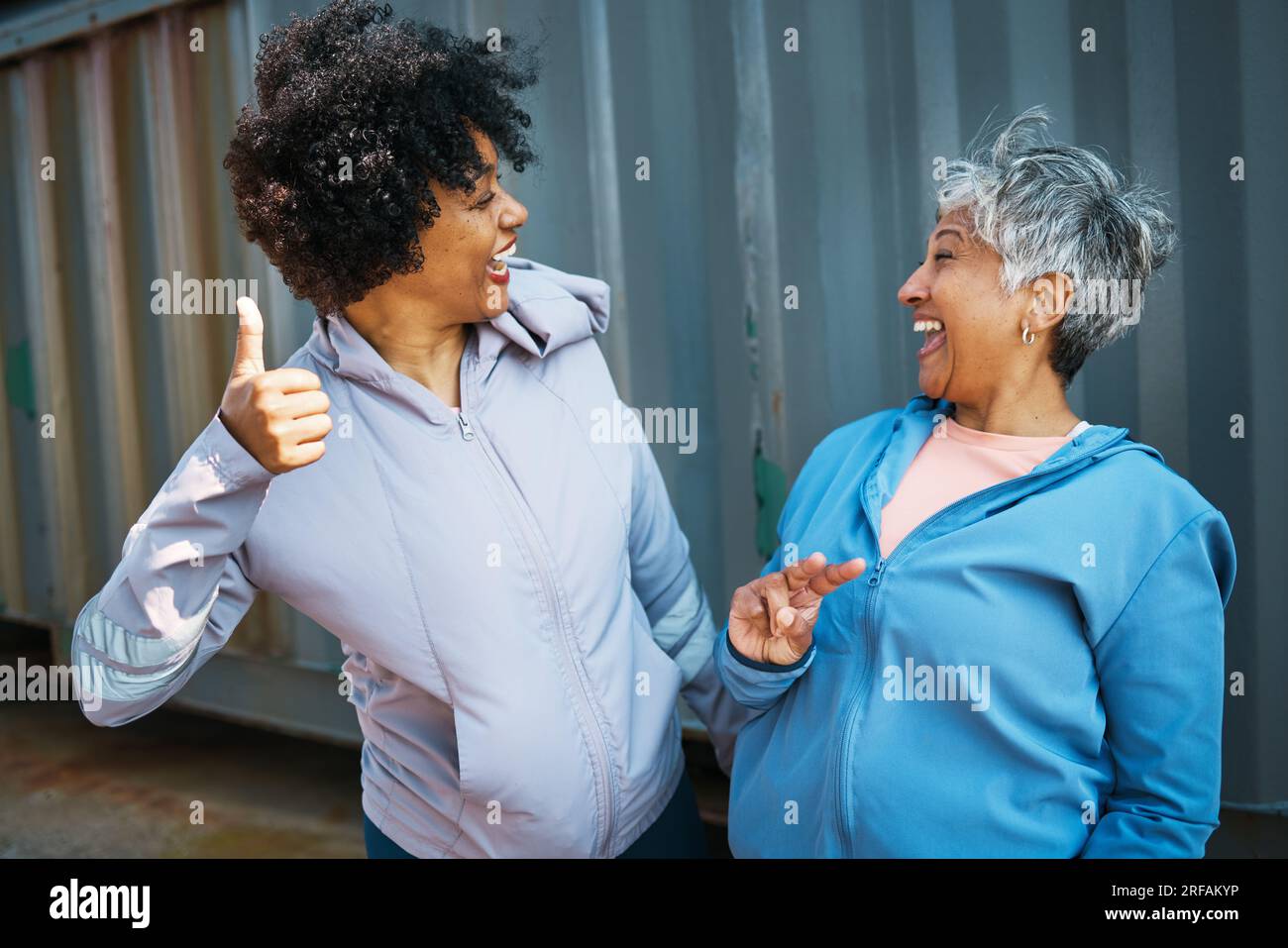 ältere sportlerinnen -Fotos und -Bildmaterial in hoher Auflösung – Alamy