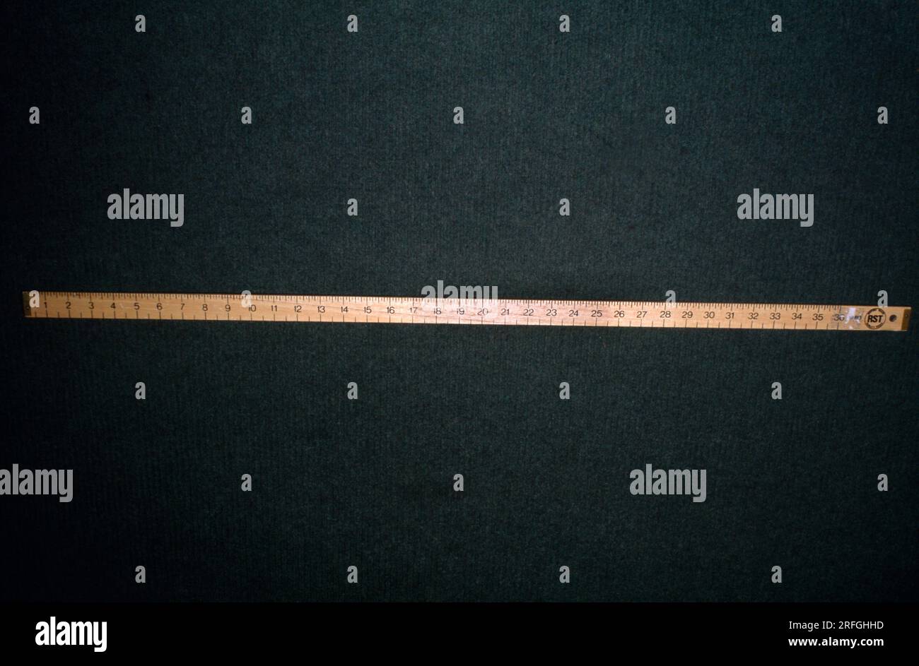 Messlatte lineal -Fotos und -Bildmaterial in hoher Auflösung – Alamy