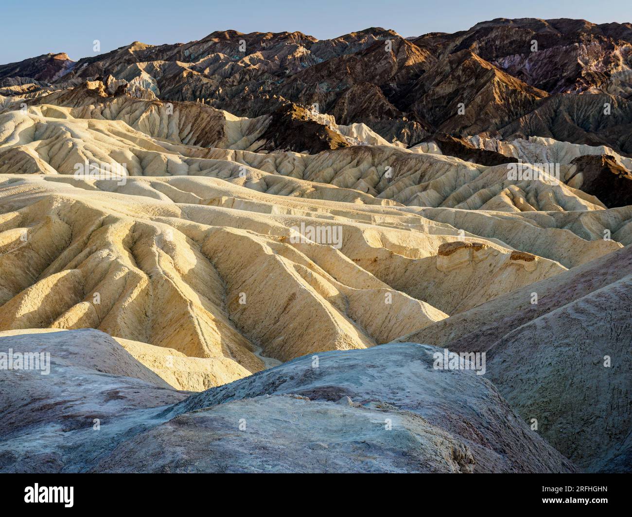 Blick vom Zabriskie Point bei Sonnenuntergang, Amargosa Range, Death ...