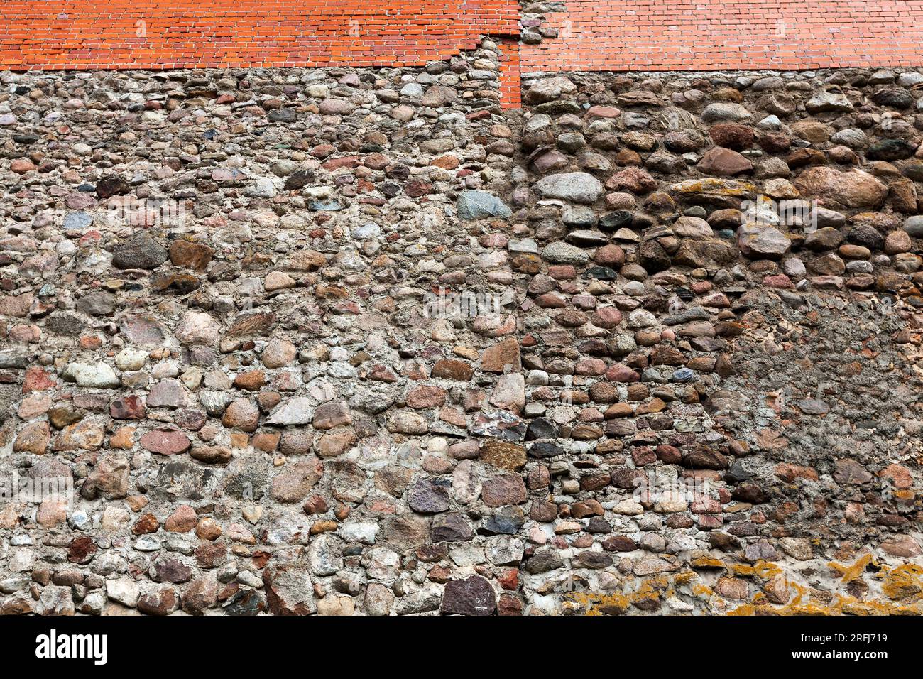 Burg aus steinen -Fotos und -Bildmaterial in hoher Auflösung – Alamy