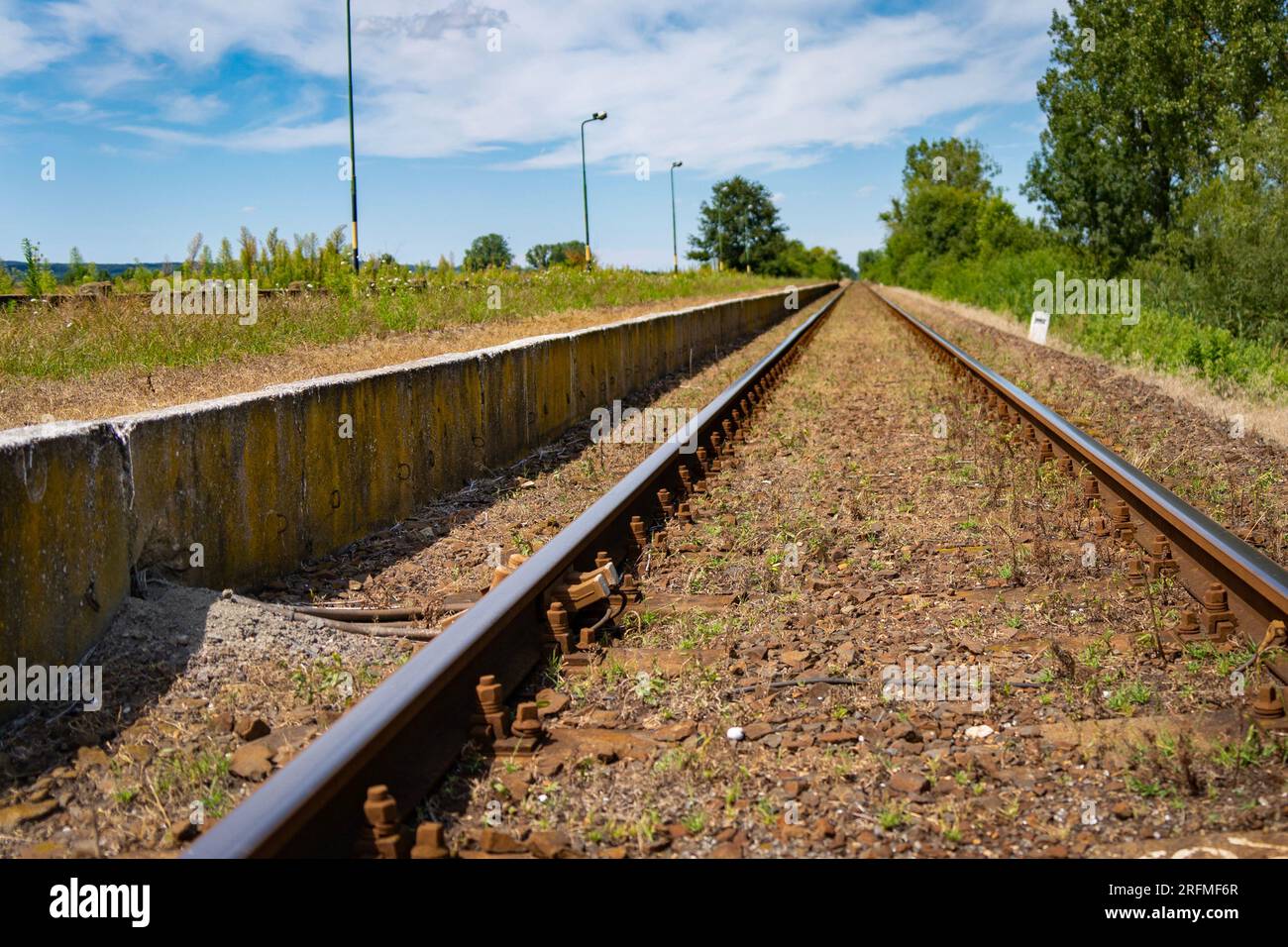 Alter bahnsteig verlassen bahnsteig -Fotos und -Bildmaterial in hoher ...
