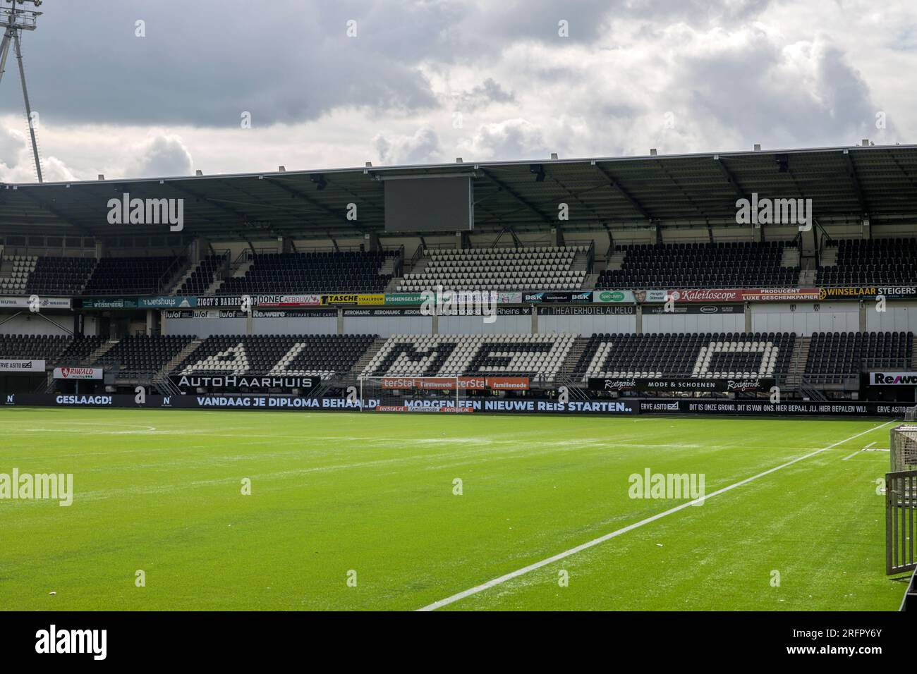 Erve Asito Stadion in Almelo, Heimstadion der Fußballmannschaft ...