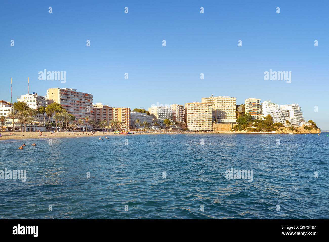 Magaluf beach -Fotos und -Bildmaterial in hoher Auflösung – Alamy