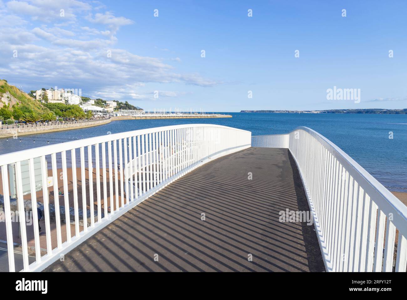 Strand von torre abbey -Fotos und -Bildmaterial in hoher Auflösung – Alamy