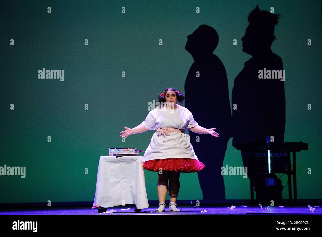 Jango edwards -Fotos und -Bildmaterial in hoher Auflösung – Alamy