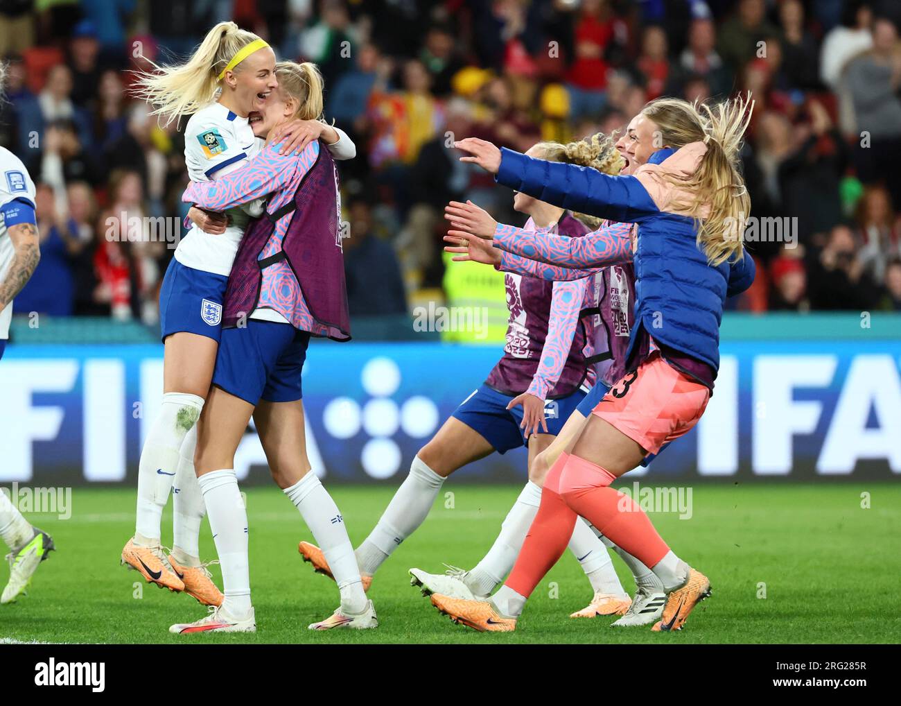 England's Chloe Kelly, left, celebrates after scoring the last goal ...