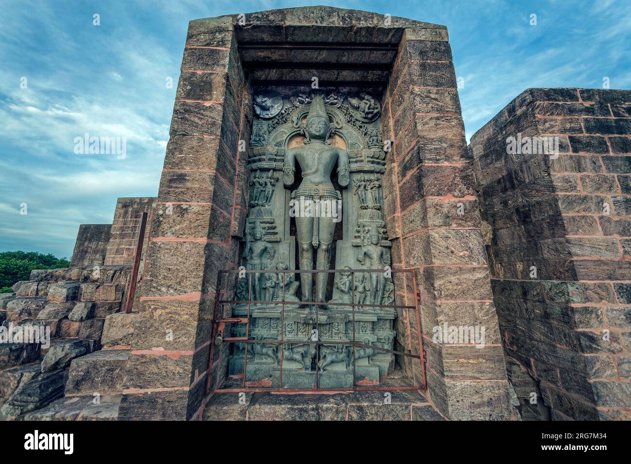 07 23 2007 vintage Ruine Statue des vedic Sun god Surya oder Arka im ...