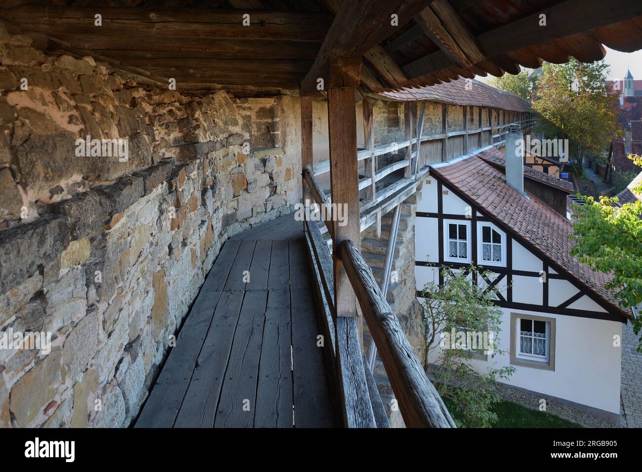 Spaziergang entlang der Stadtmauer/Stadtmauer, Rothenburg ob der Tauber ...