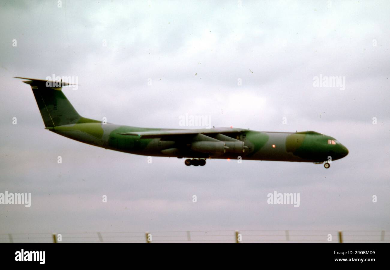 C 141b -Fotos und -Bildmaterial in hoher Auflösung – Alamy