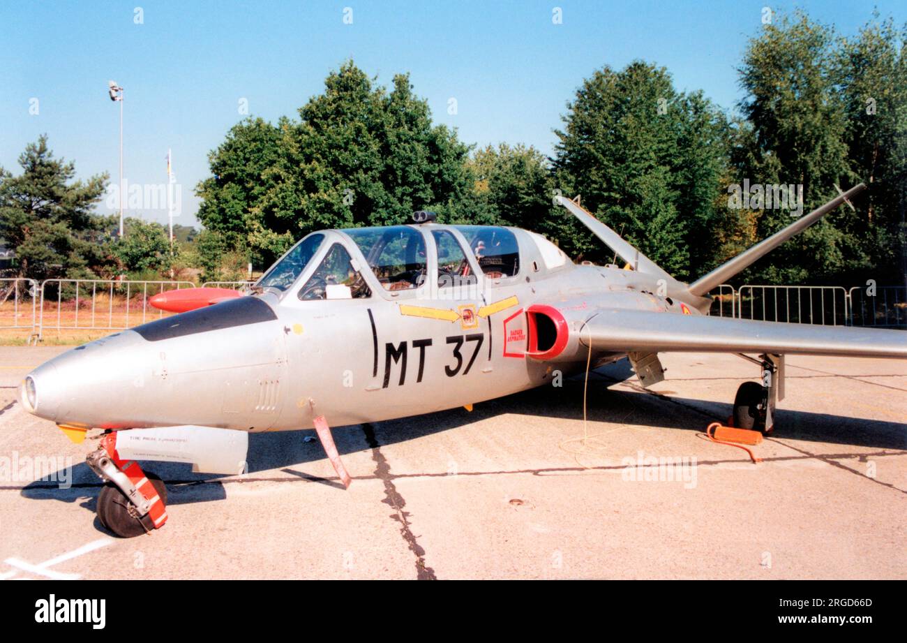Kraft Aerienne belge - Fouga CM.170-1 Magister MT37 (msn 312). (Force ...