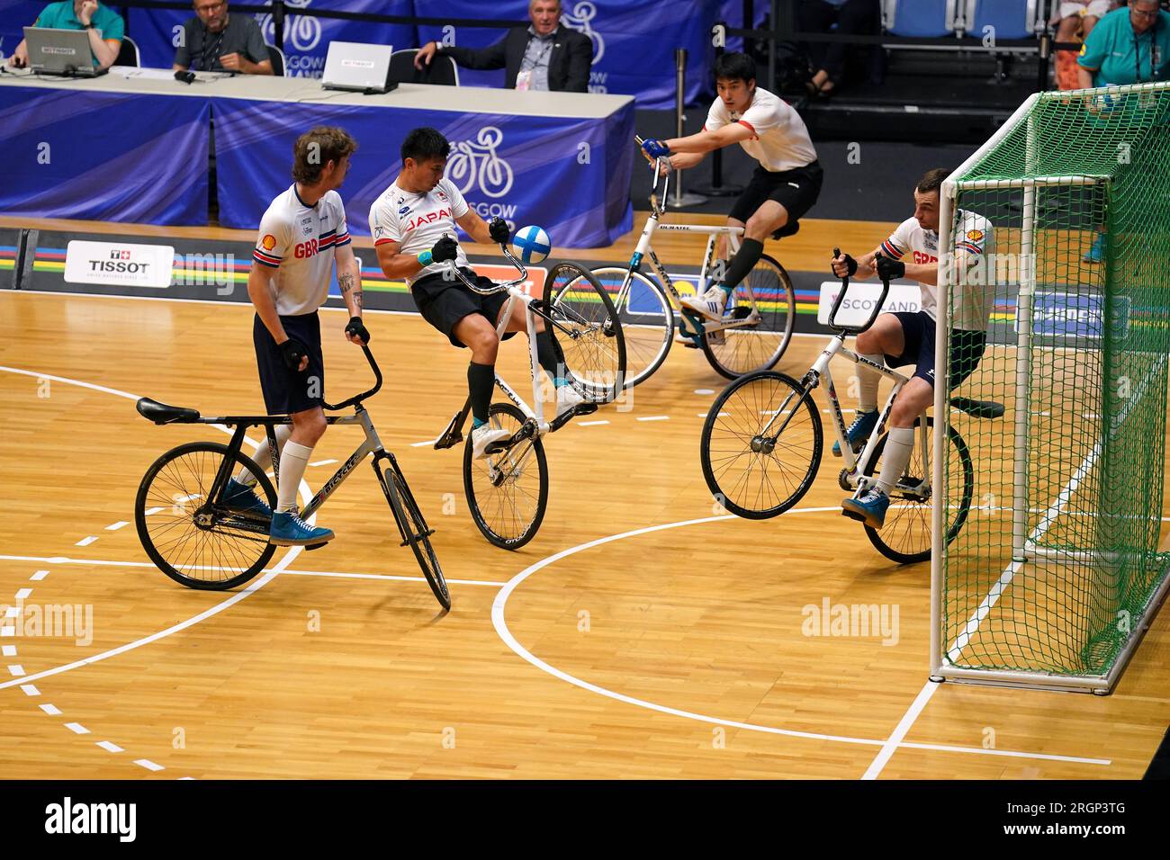 Mark Percival aus Großbritannien und Jenson Harris in der Men's Elite ...