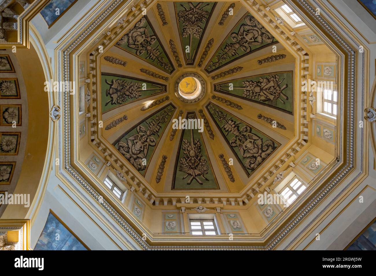 Innenraum von santa maria al monte dei cappuccini -Fotos und ...