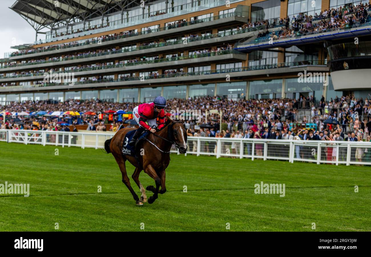 Der Mann, der von Jockey Hollie Doyle geritten wird, gewinnt die Dubai ...