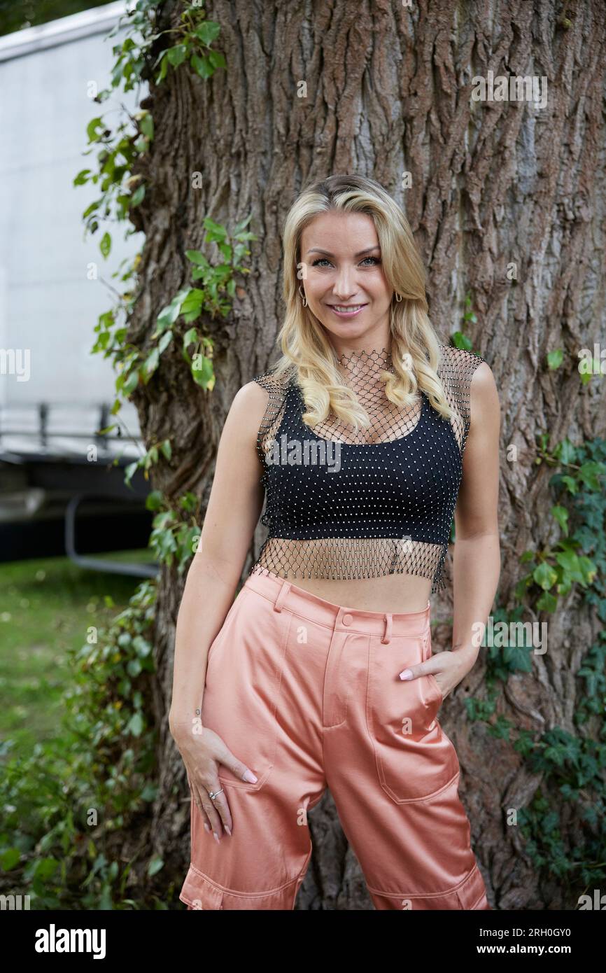 Anna carina schlager olymp woitschack -Fotos und -Bildmaterial in hoher ...