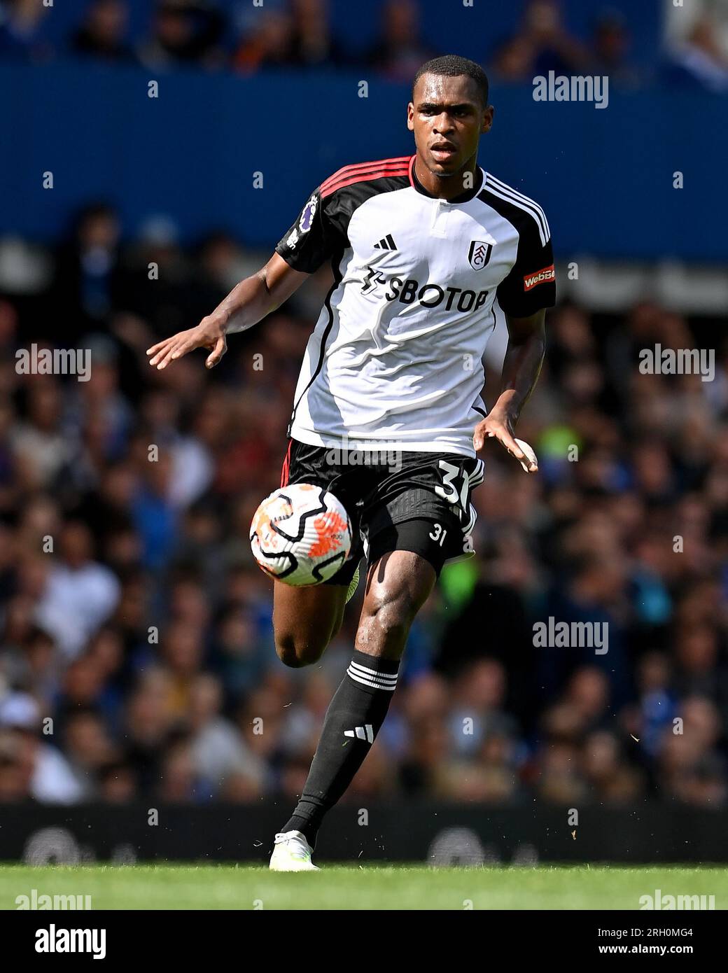 Issa diop fulham -Fotos und -Bildmaterial in hoher Auflösung – Alamy