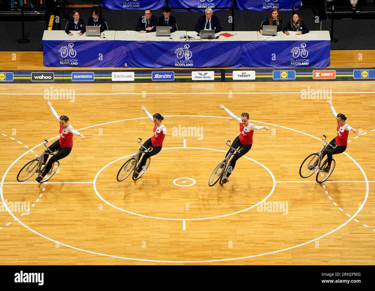 Schweiz während des Open Elite Artistic Cycling-Act4-Final im Indoor ...