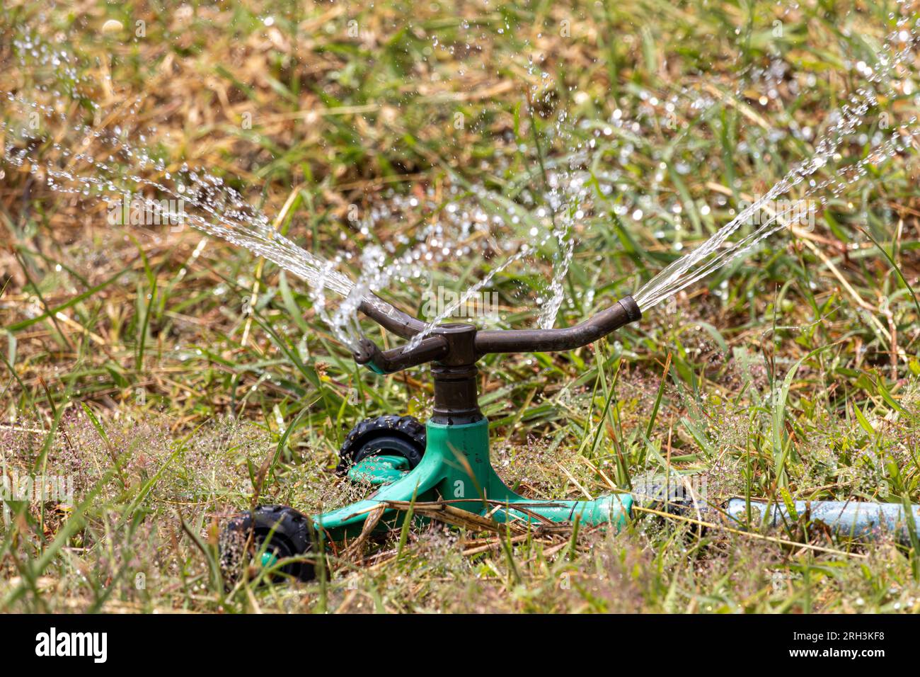 Rohr dreht sich -Fotos und -Bildmaterial in hoher Auflösung – Alamy