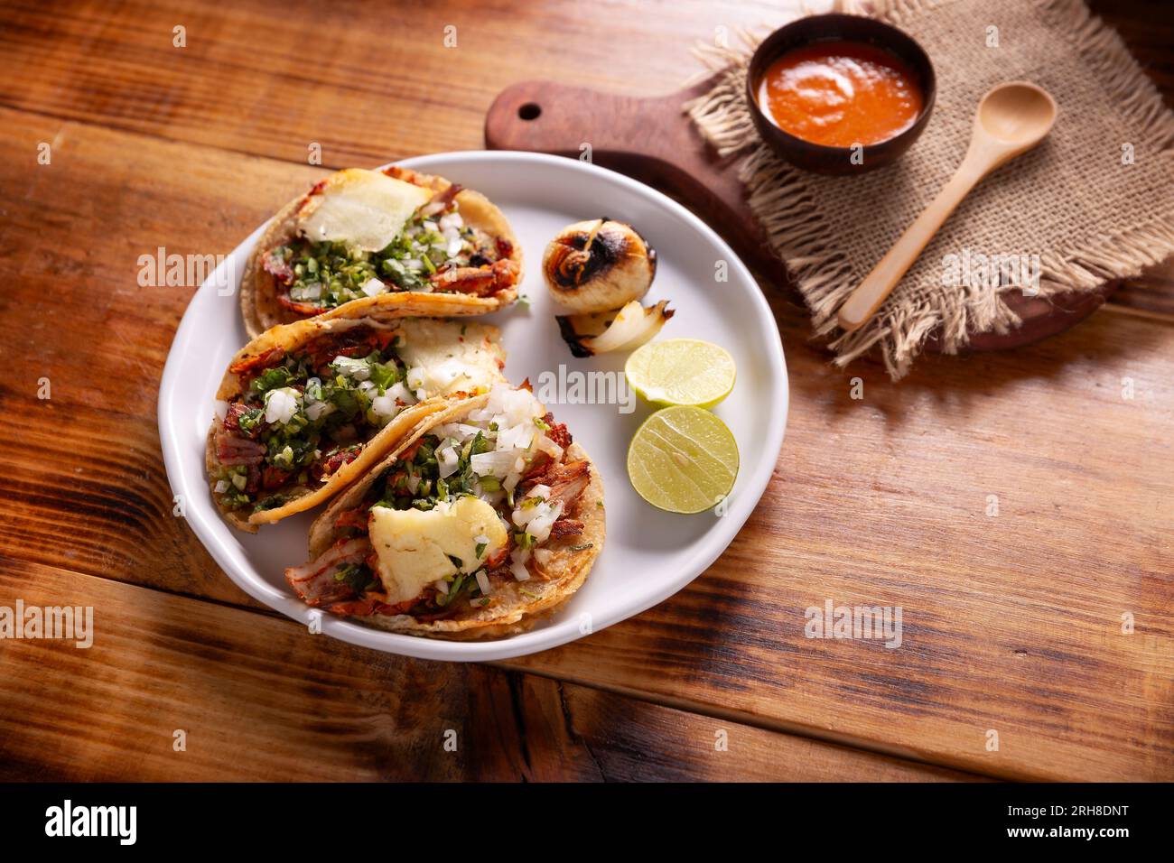 Tacos de trompo -Fotos und -Bildmaterial in hoher Auflösung – Alamy