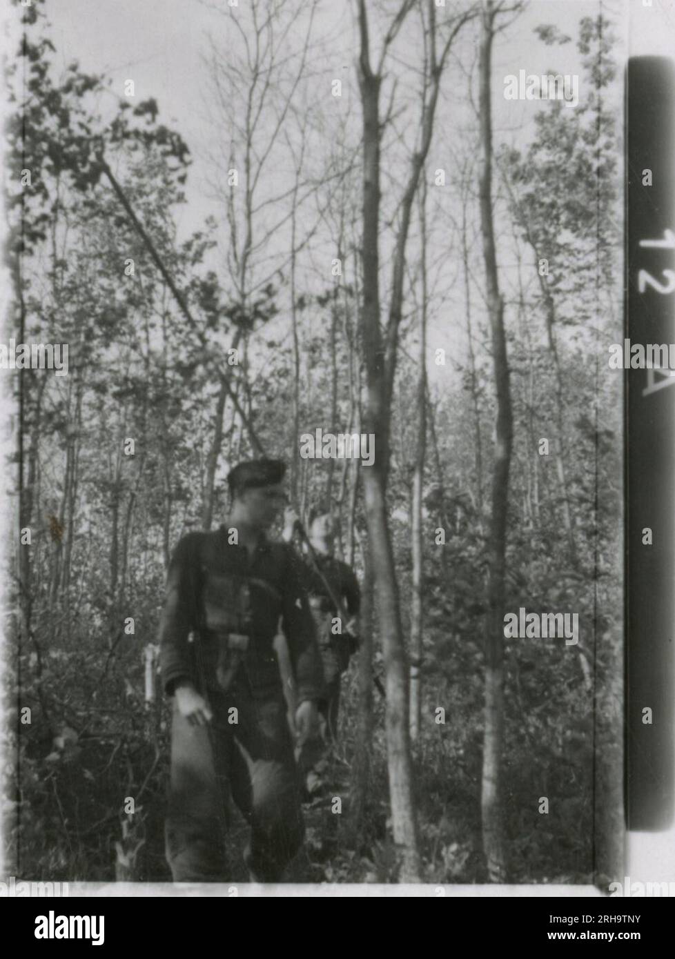 SS-Fotograf, Hoffmann, Rudi (1943-44) Soldaten, die sich medizinischen ...