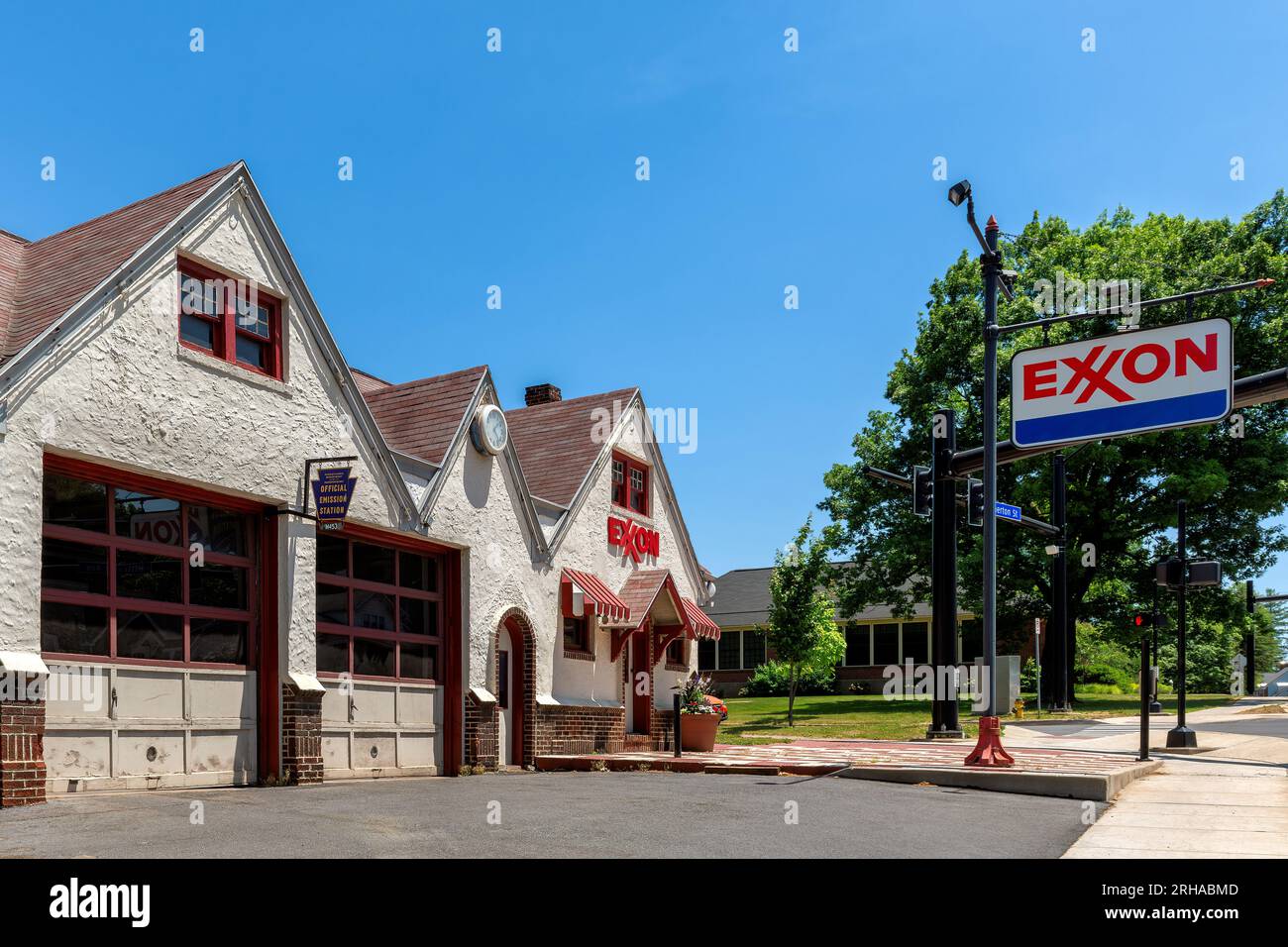 Alte tankstelle -Fotos und -Bildmaterial in hoher Auflösung – Alamy
